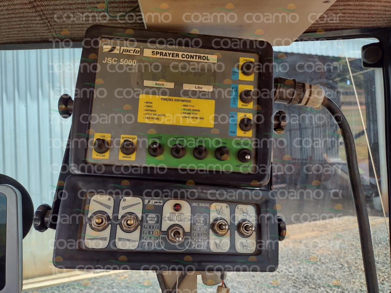Coamo Máquinas | Pulverizador Jacto Advance 2000 AM 18 VORTEX ano 2000